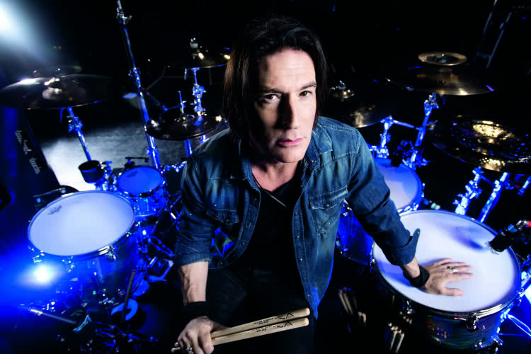 Sean Kinney (Alice In Chains)