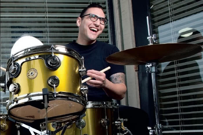 Gil Sharone